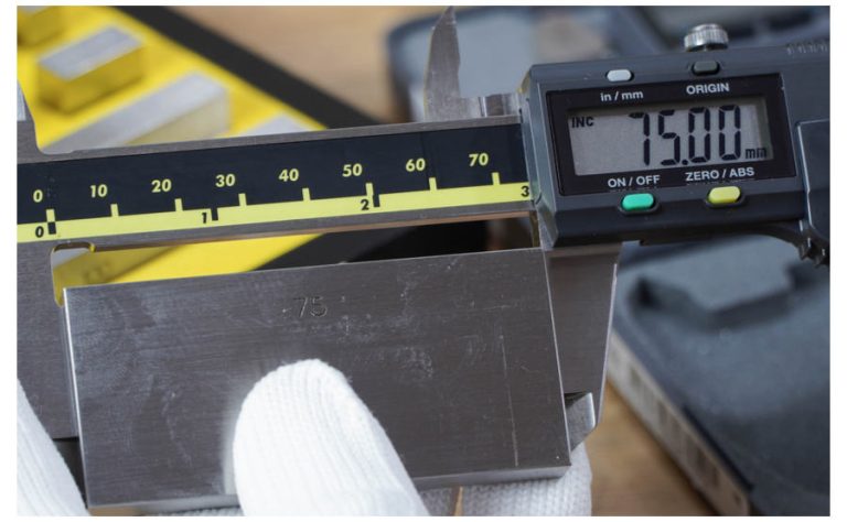 Caliper Calibration: Guide How to Calibrate Digital, Dial, & Vernier ...
